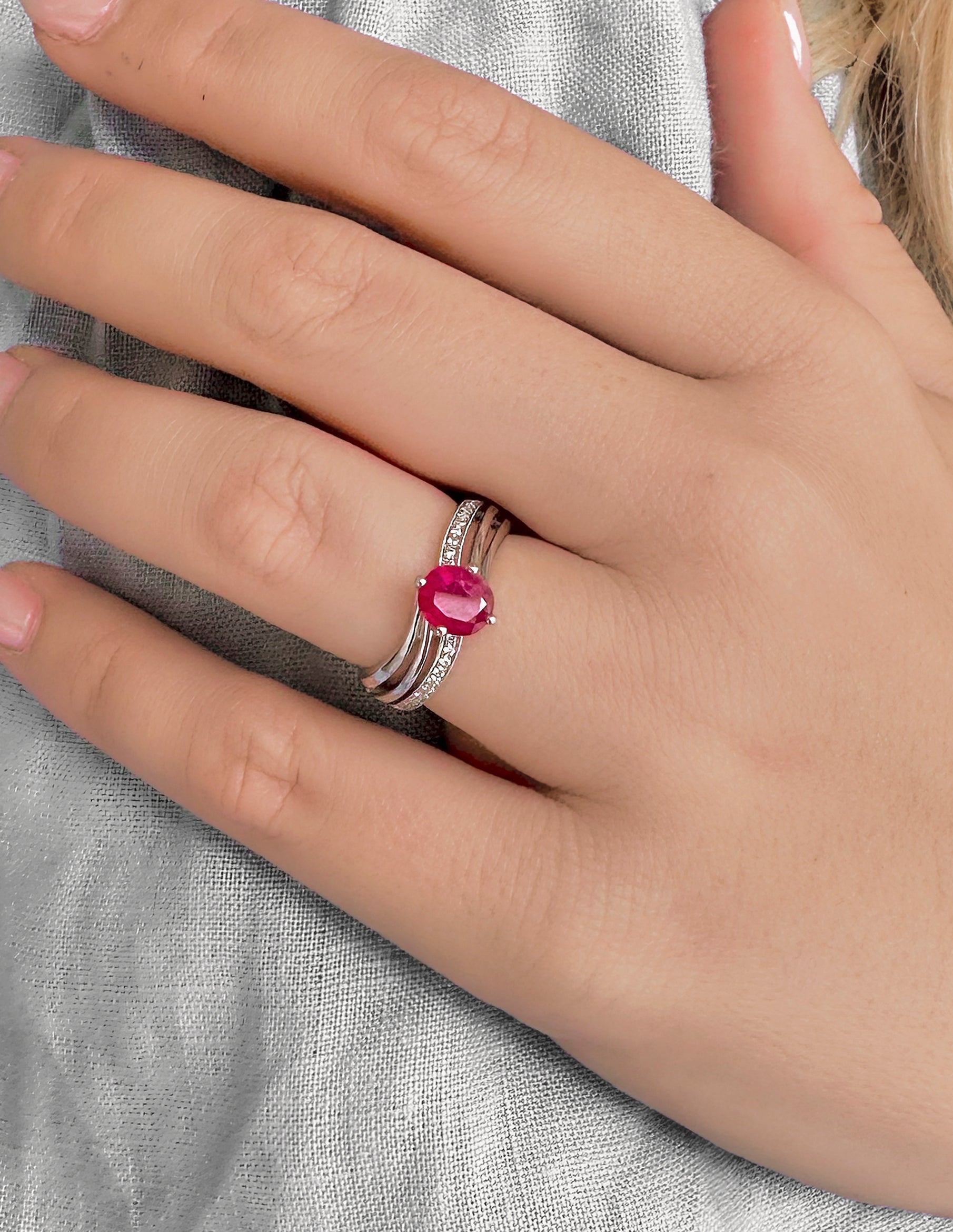 Ruby Diamond Twist Ring – Stefan Diamonds